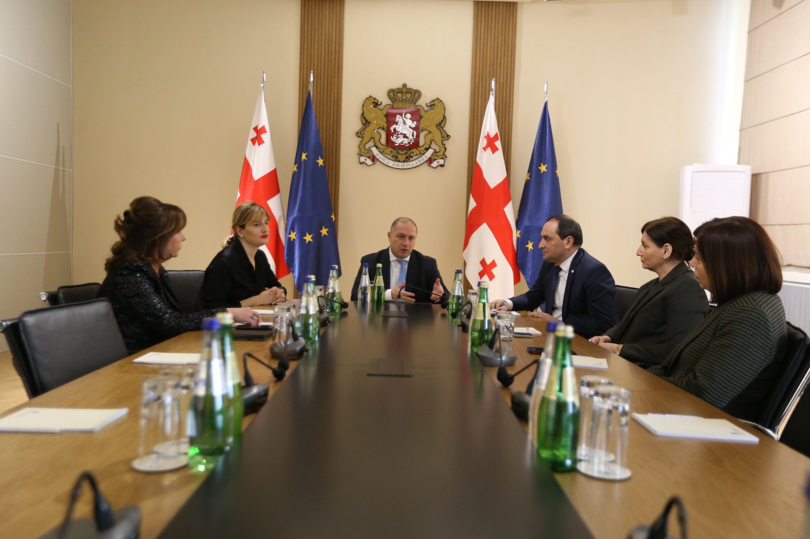 სამუშაო შეხვედრა ერთიანი ეროვნული გამოცდების რეგისტრაციის პროცესთან ...